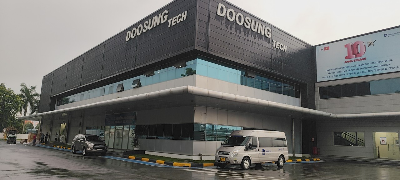 Setup văn phòng Doosung-Tech - Hà Nội - Hanvika chuyên bàn ghế gaming ...